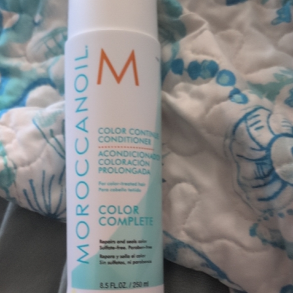 Moroccanoil | Hair | Moroccanoil Color Complete Conditioner White And ...